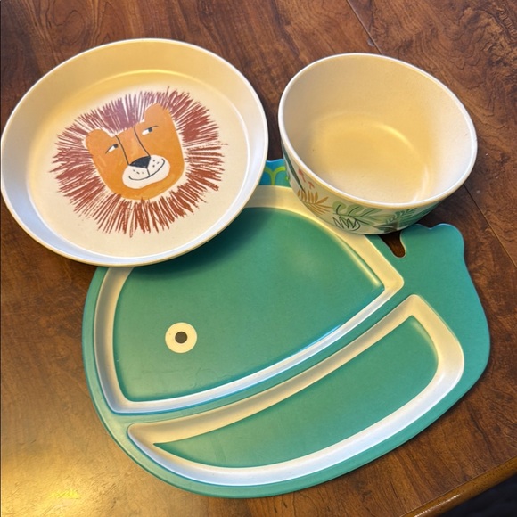 Pillowfort | Kitchen | 3pc Kids Dish Set | Poshmark